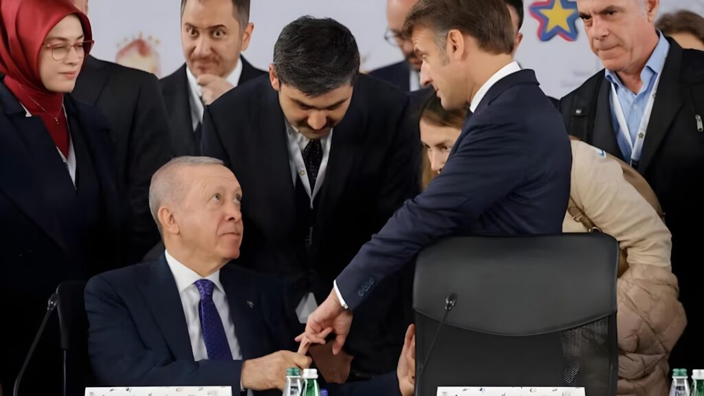 Body Language Matters – Erdoğan’s Finger Grip to Macron Becomes the ...